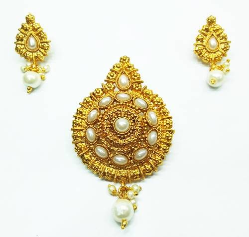 Traditional Pendant